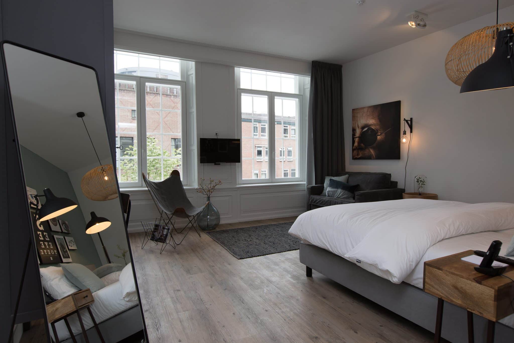 Eye Hotel - Morph Design